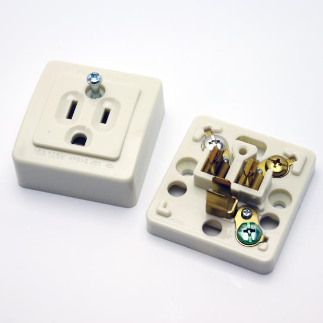 パナソニック WK3001W 接地角型コンセント 15A 125V 激安価格販売：アカリセンター