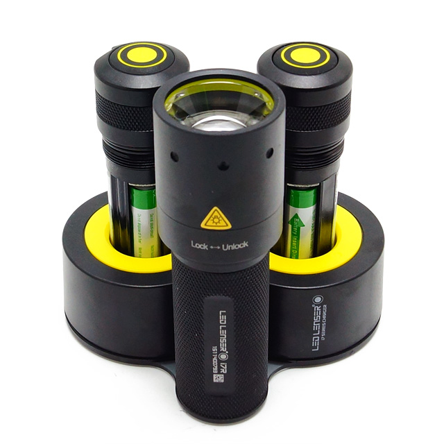 LED LENSER(レッドレンザー) I7R ダブルチャージャー 5507-DR 充電式 LEDライト 激安価格販売：アカリセンター